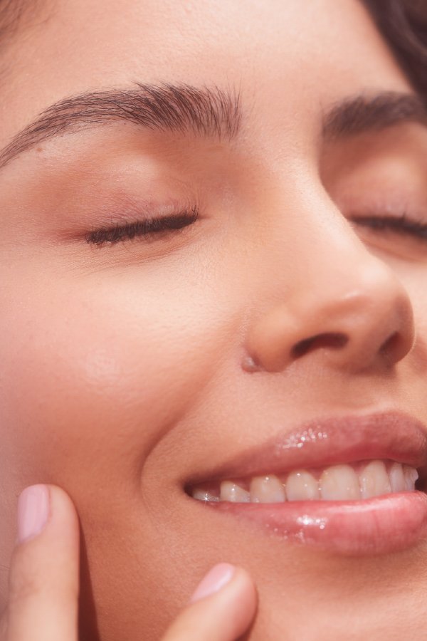 What Is Facial Meditation? | Skincare.com