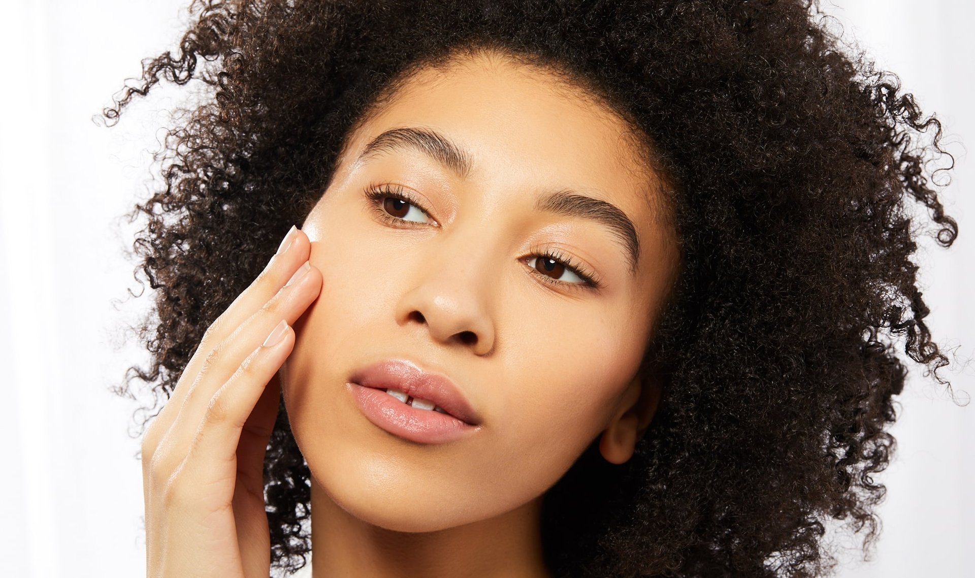 How to Layer Serums Correctly, According to Skin-Care Experts ...